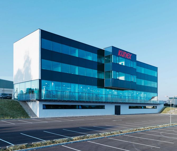Karriere bei Kunex